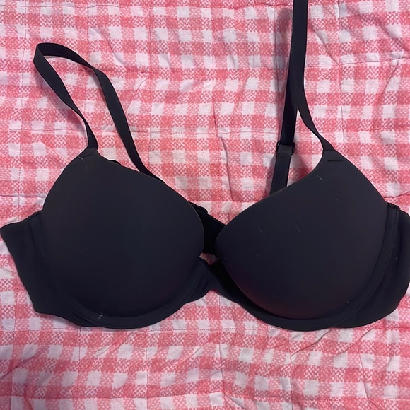 SKIMS | Intimates & Sleepwear | Skims 34a Bra Pushup | Poshmark